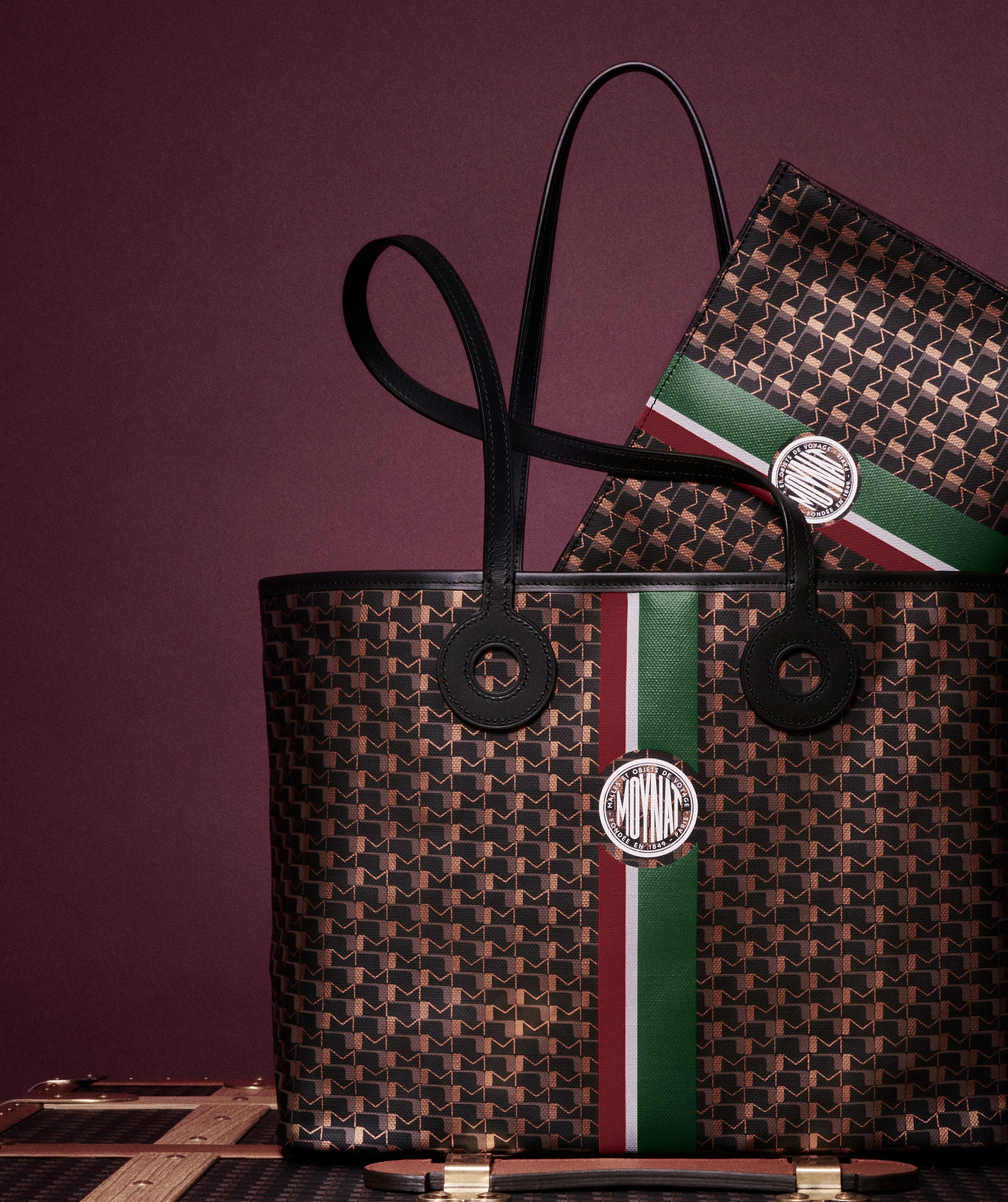 MOYNAT PARIS